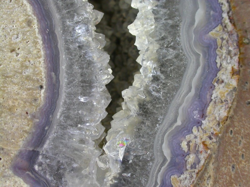 Dugway Geode - The Faceless Grin